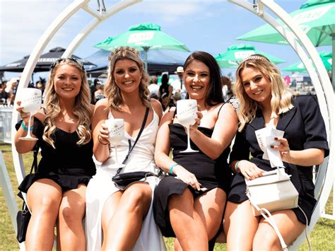 Derby Day Cruise Melbourne Yarra River Cruises