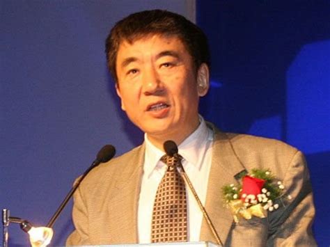 王建宙今日正式退休 奚国华接任董事长人物 中关村在线
