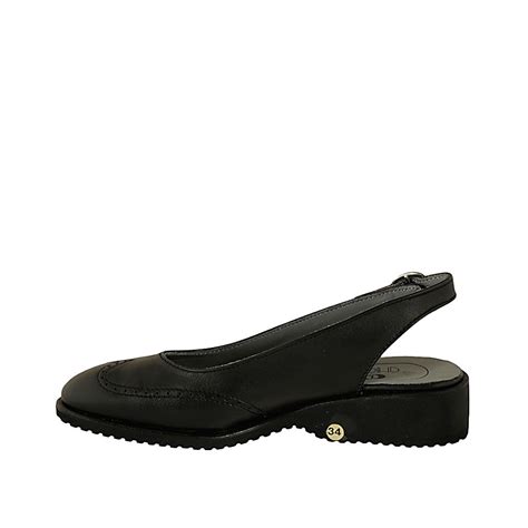 Zapato Destalonado Para Mujer En Piel De Color Negra Tacon 3