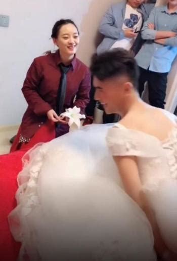 結婚當天，新郎新娘互換角色，網友：新郎這天過得夠輝煌了 每日頭條