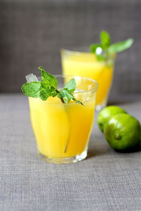 Pineapple Fizz Mocktail