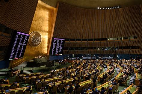 الجمعية العامة للأمم المتحدة تتبنى 5 قرارات حول فلسطين والجولان
