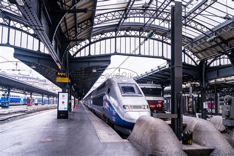European Train Station Picture And HD Photos | Free Download On Lovepik