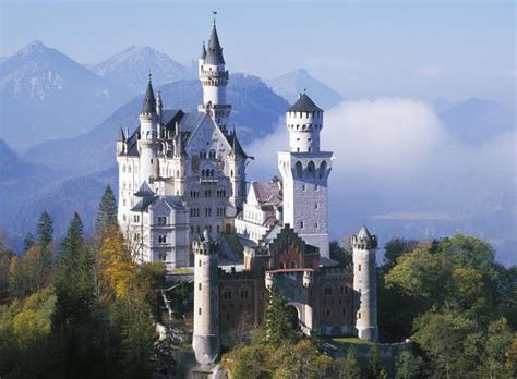 Learn About The German Palace That Inspired Sleeping Beauty S Castle