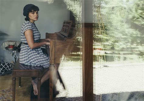 Una Década Después Norah Jones Revisa Su Disco De Ruptura Sentimental
