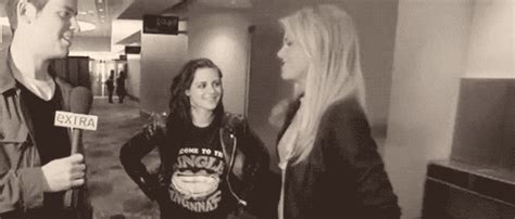 Gurlcom Tag PrimoGIF