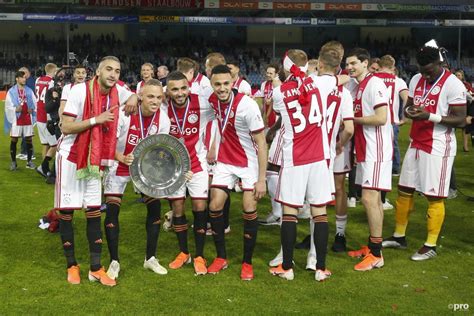 Vreugde In Amsterdam Ajax Is Voor De Ste Keer Landskampioen Geworden Voetbalblog