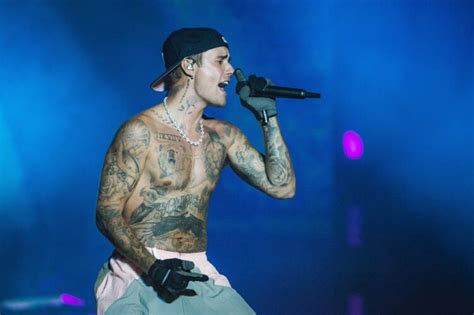 Justin Bieber cancela todos shows da turnê Justice por problemas de saúde