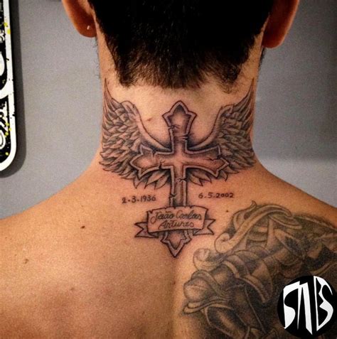30 Tatuajes En La Nuca Con Significado Para Mujeres Y Hombres