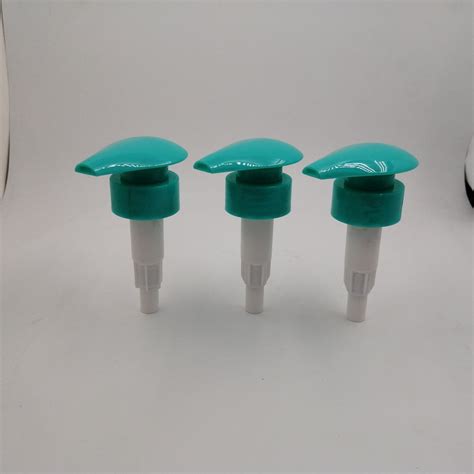 Non Spilling 33mm Lotion Bottle Pump Green Soap Pump For Home Care