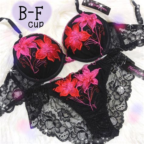 ユリ柄ブラック♥️ブラジャーショーツsexy♥️ピーチジョン系エメフィール系 メルカリ
