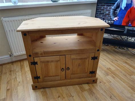 corona corner TV unit in WA1 Warrington für 40 00 zum Verkauf Shpock AT