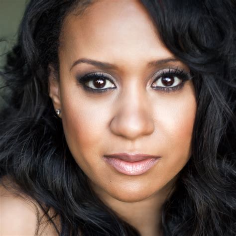 Tracie Thoms — Artists And Beyond