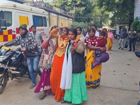 गिरिडीह पुलिस पर युवक की बर्बर पिटाई का आरोप Giridih Police Accused Of
