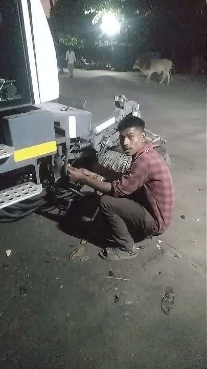 किशन के दीमक खराब हे काम मे लेट हो गए हे 4बजे जाना रहिस लेकिन 6बज गे 🤨🤨
