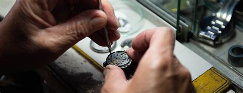 Rimowa Client Care Centre Dlf Emporio Vasant Kunj Ii New Delhi