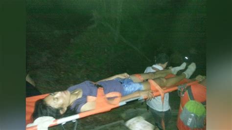 Detik Cemas Wanita Rebah Di Cerunan Ketika Mendaki Bukit Bendera