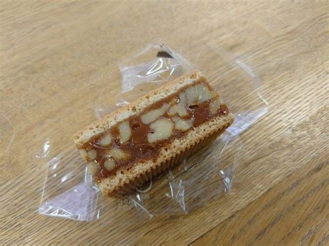 リスのイラストがかわいいお菓子 ちょいと一休み♪