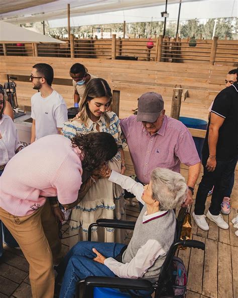 Maluma Y Su Novia Celebran El Baby Shower De Su Hija UnoTV