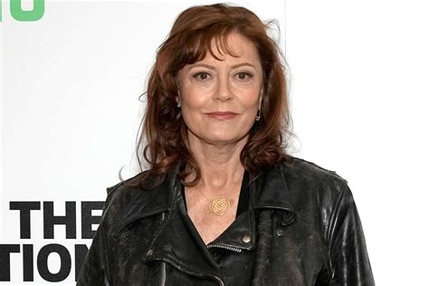 Susan Sarandon Arrested At N Y Capitol In Minimum Wage Protest