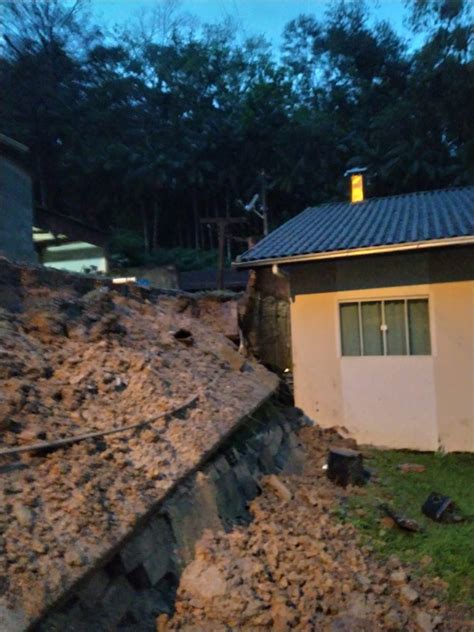 Confira Ocorrências E Acumulado De Chuva Registrado Em Blumenau