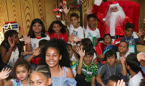 Crianças Já Podem Enviar Cartas Para Campanha Papai Noel Dos Correios