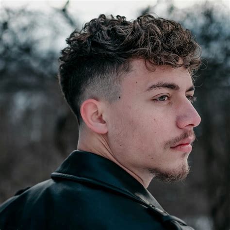 Keep It Fresh With A Faux Hawk