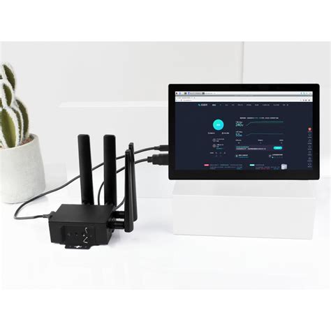 RM520N GL 5G HAT For Raspberry Pi With Case Quad Antennas LTE A Global Band GNSS Positioning