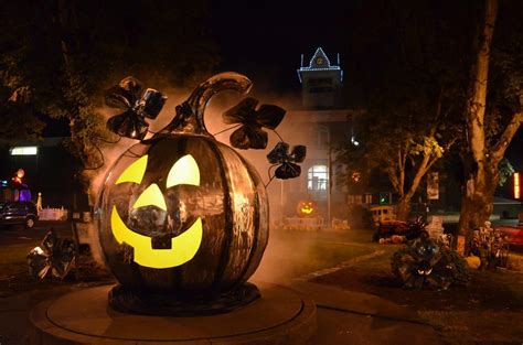 Halloween Events La Adelle Kalina