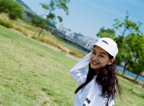 예쁜 모자에서 음악이 나온다