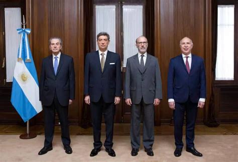 La Decisión De La Suprema Corte Carlos Del Frade