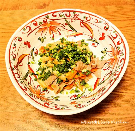 大人味⭐豚肉と根菜のピリ辛旨味噌炒め By Whitelily 【クックパッド】 簡単おいしいみんなのレシピが395万品