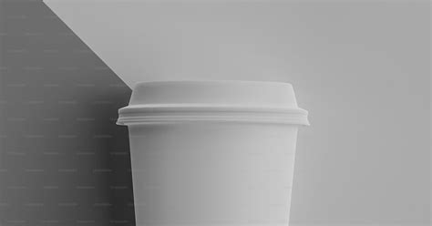 Une Tasse De Café Posée Sur Une Table Photo Produits De Beauté Photo