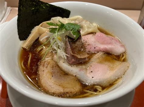 特製蔵出し醤油そば麦と麺助 新梅田中津店のレビュー ラーメンデータベース