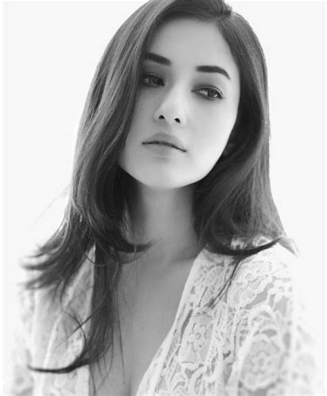 Aditi Budhathoki Looks Absolutely Gorgeous🖤🖤🖤 Beautiful Girls Fall