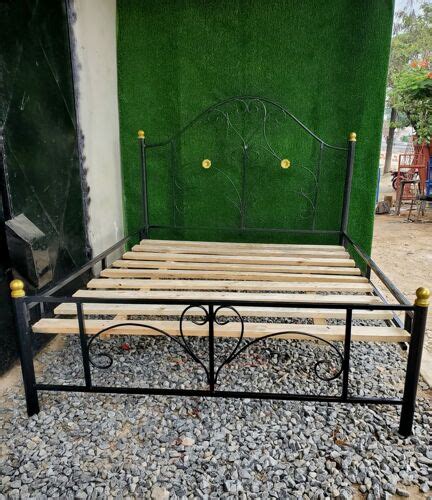 Kitanda Cha Chuma Kipya 5x6 Kupatana