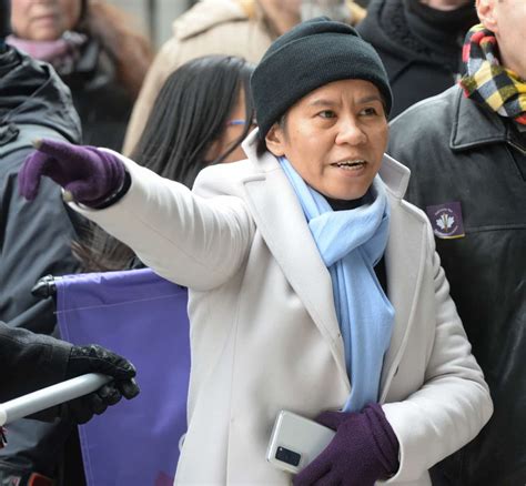 [vidÉo] Romana Didulo Un Couple De Québécois Perd Sa Maison à Cause De La «reine Complotiste Jdm