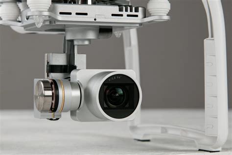 ЗСУ отримали дрон Saker Scout із повноцінним штучним інтелектом чому це більше ніж важливо