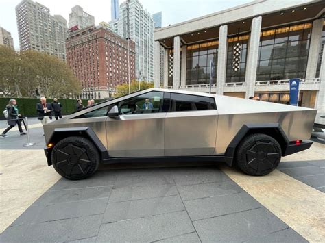 Tesla Cybertruck Design Sparks Concerns With Safety Experts ‘its