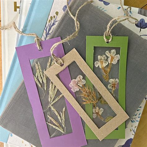 Diy Pressed Flower Bookmarks Using Packing Tape The Crazy Craft Lady