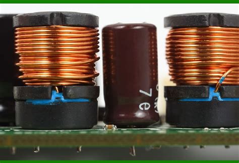 Integrating 2d Materials Into Transistors And Memory Devices