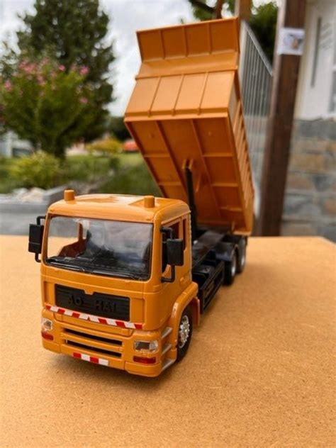 Camion benne RC avec éclairage télécommandé Kaufen auf Ricardo