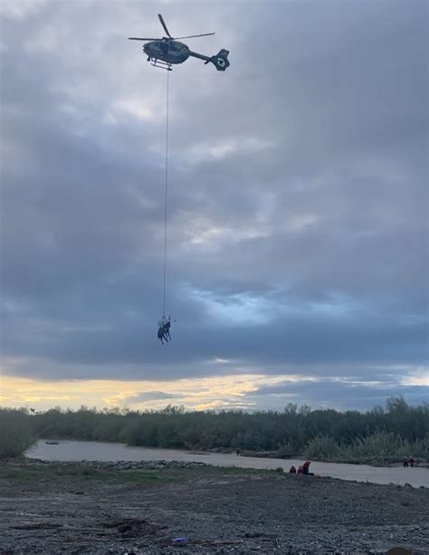 Rescuers Find ‘exhausted Horse Trapped In Muddy Riverbed — And Fly Him
