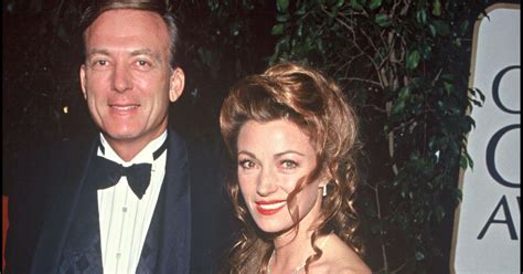 Jane Seymour Et Son Mari Aux Golden Globes En 1995 Purepeople