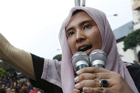 Malaysias Political Turbulence Deepens As Anwar Ibrahims Daughter