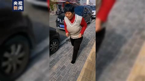 母爱无价！为捐肾救子 她坚持跑步减重20斤 新华网客户端