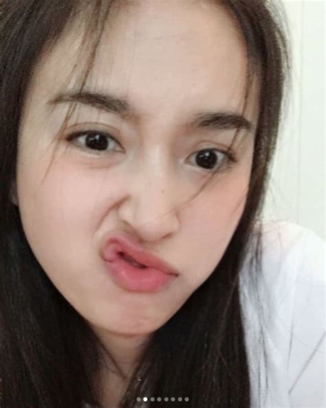泰国最美变性人饰演张家辉妻子走红，今晒素颜照，清纯又不失妩媚