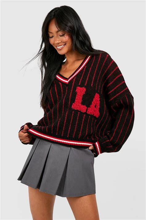 La Varsity Badge Cable Knit Crop Jumper Boohoo Uk