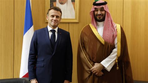 ماكرون يزور السعودية لتعزيز العلاقات مع ولي العهد والبحث في ملفي لبنان