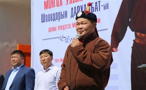 Шинэ начин Ш Дарханбатад дөрвөн өрөө байр Ланд 200 бэлэглэв